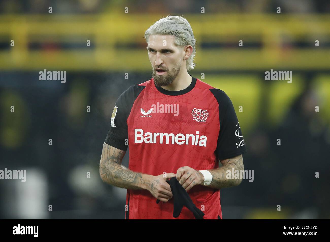 DORTMUND - Robert Andrich of Bayer 04 Leverkusen during the Bundesliga ...
