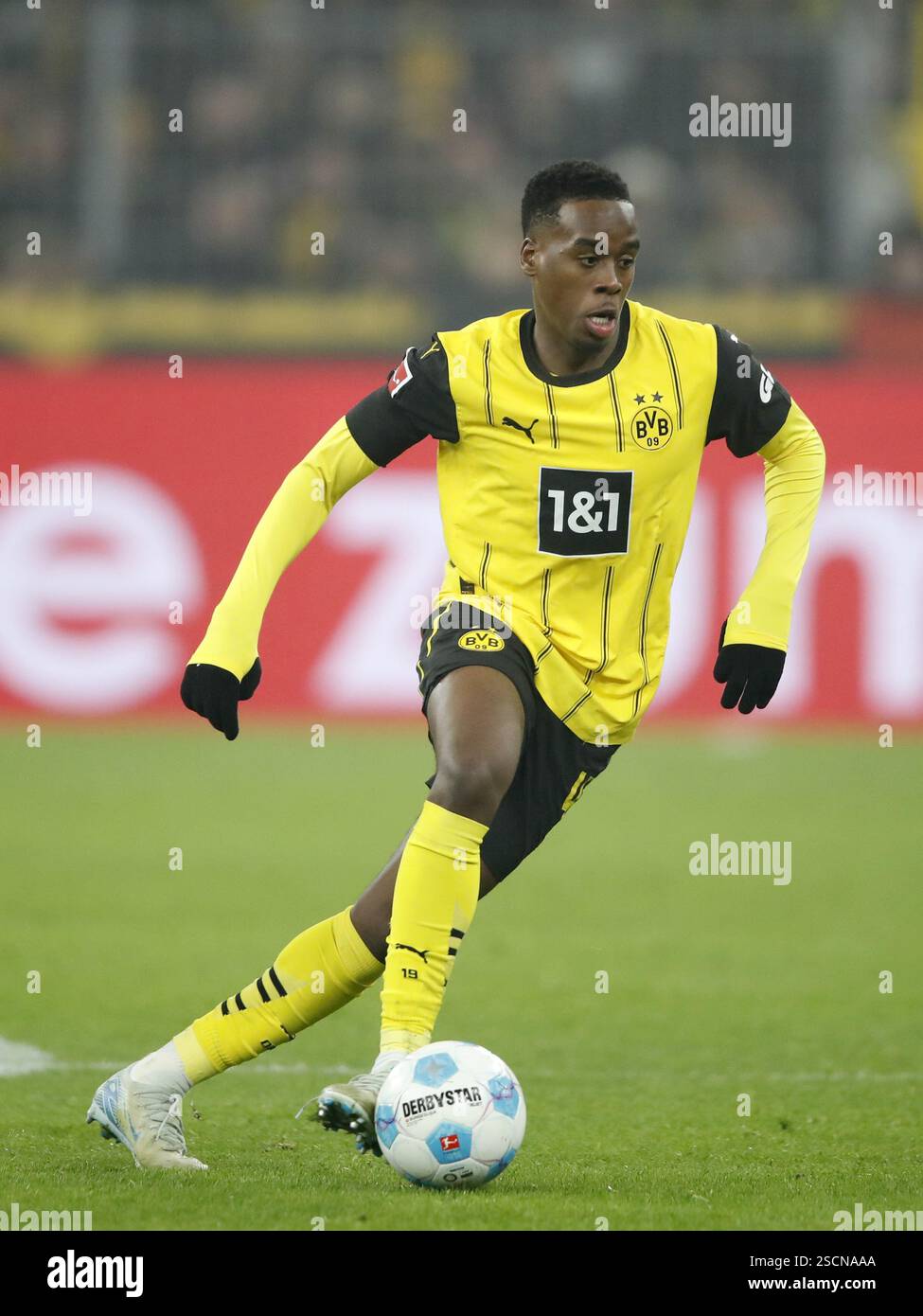 DORTMUND - Jamie Bynoe-Gittens of Borussia Dortmund during the ...