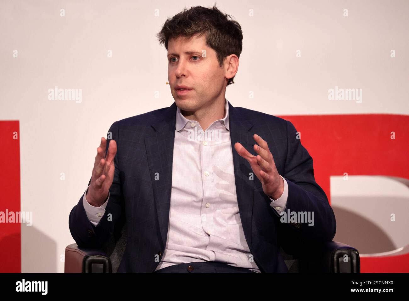 Sam Altman, Co-Founder und CEO von OpenAI, Podiumsdiskussion in der TU ...