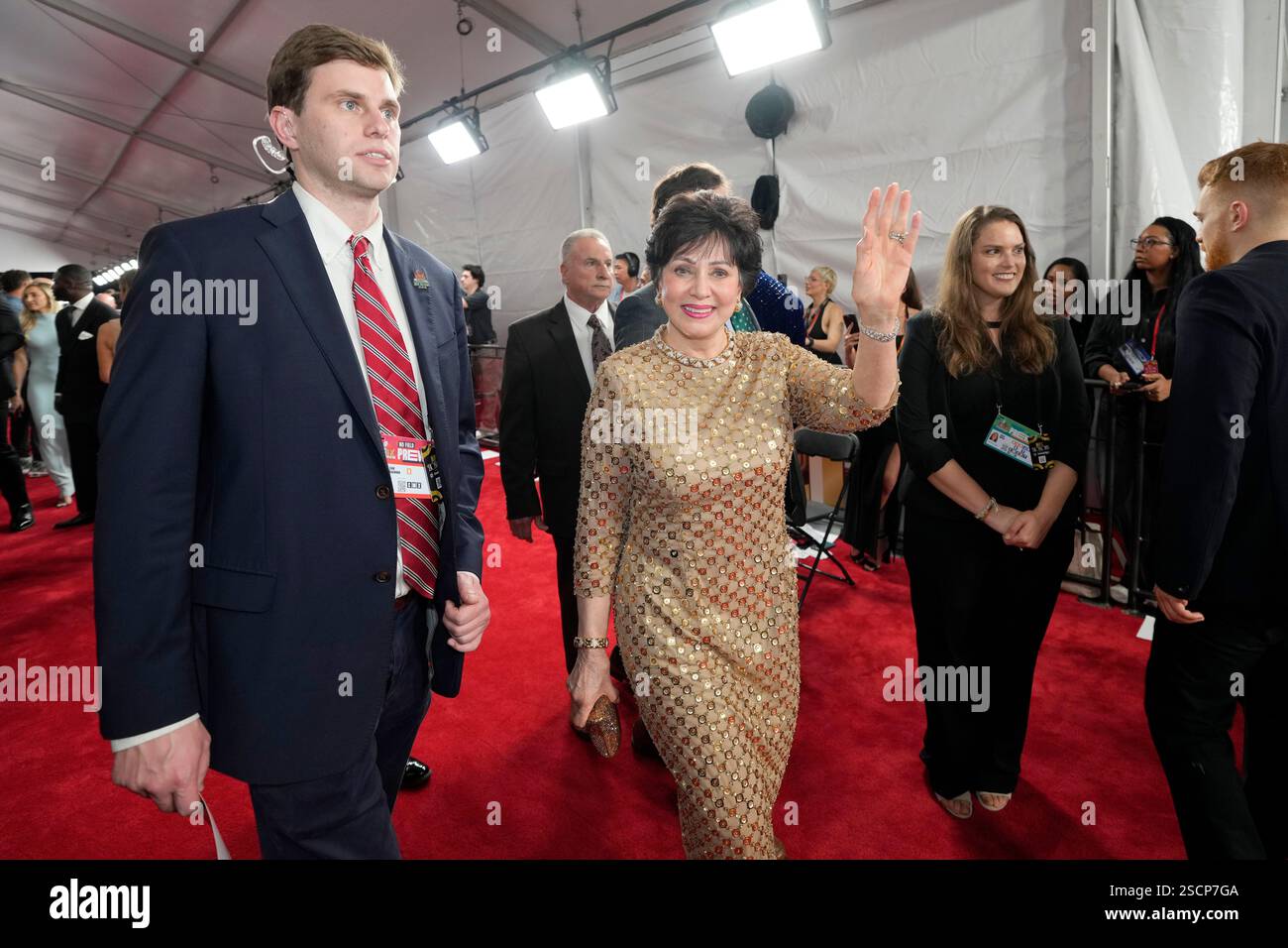 New Orleans Saints principal owner Gayle Benson walks the red carpet ...