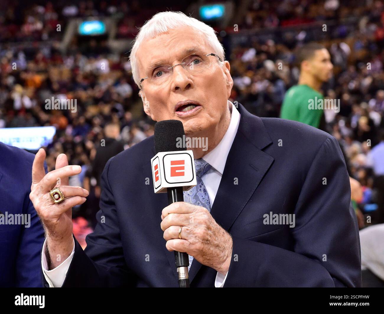 FILE - Hubie Brown makes his debut as ESPN commentator before NBA ...