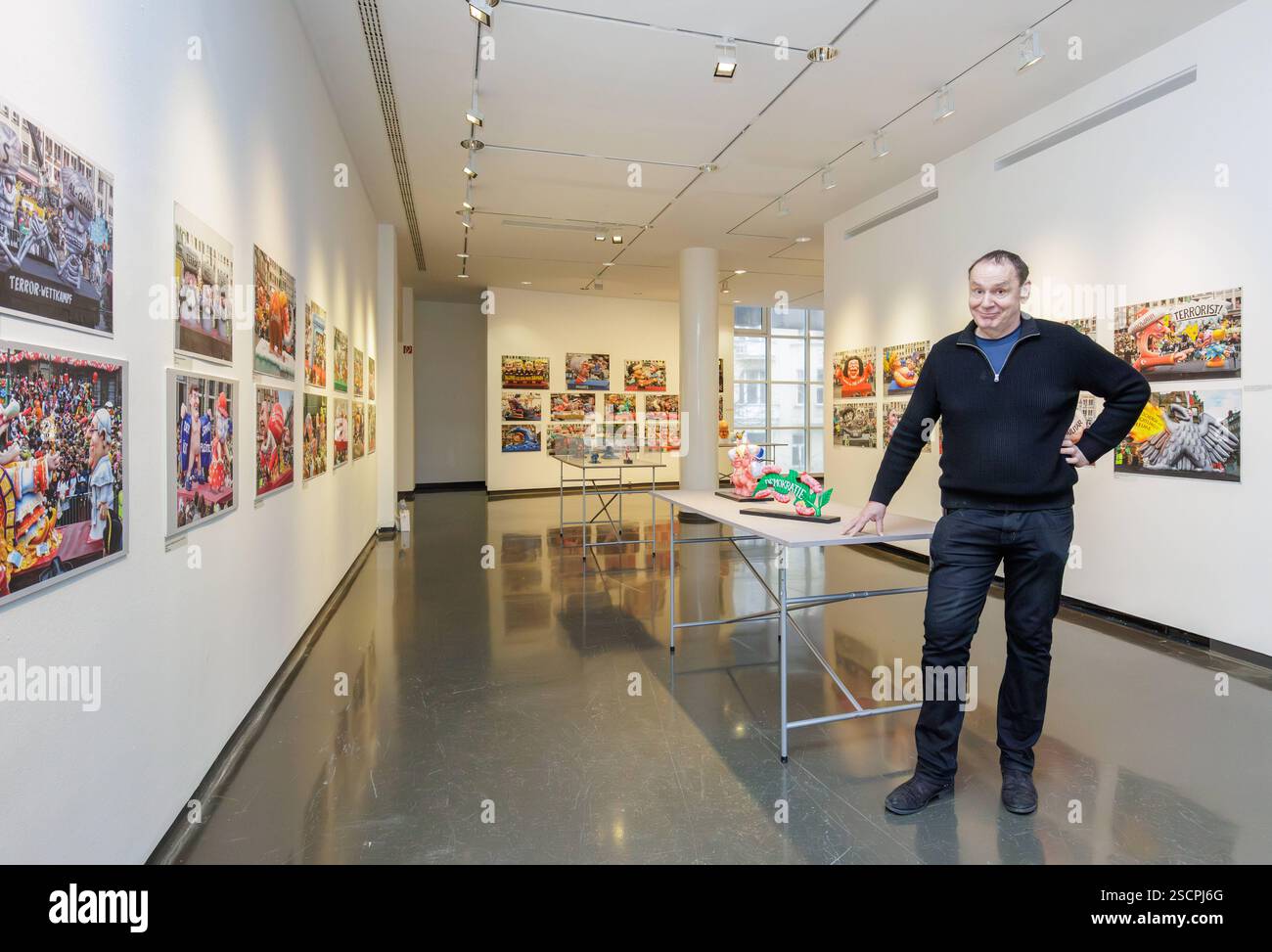 07.02.2025. Düsseldorf. Das Stadtmuseum Düsseldorf präsentiert eine einzigartige Retrospektive ...