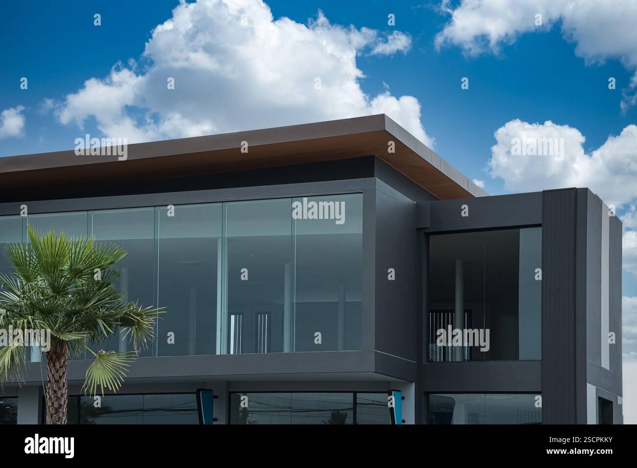 Photo of the mall shopping street in North America. Exterior of a new ...