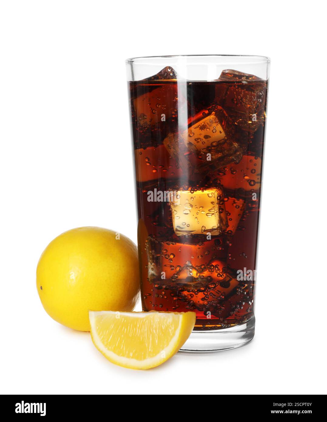 Ice lemon in fizzy drink Cut Out Stock Images & Pictures - Alamy