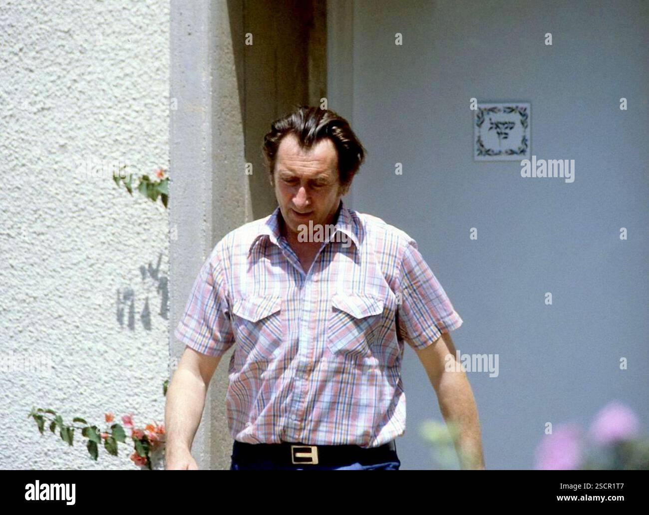 Shmuel Katz in Nahariya. Israel 1981 [automated translation] Stock ...