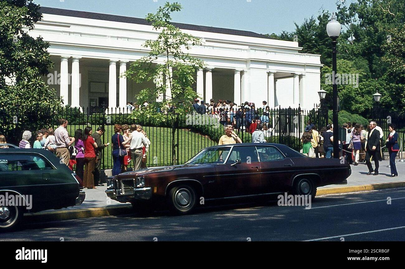 Visitor entrance to the White House in Washington, D.C.: Picture shows ...