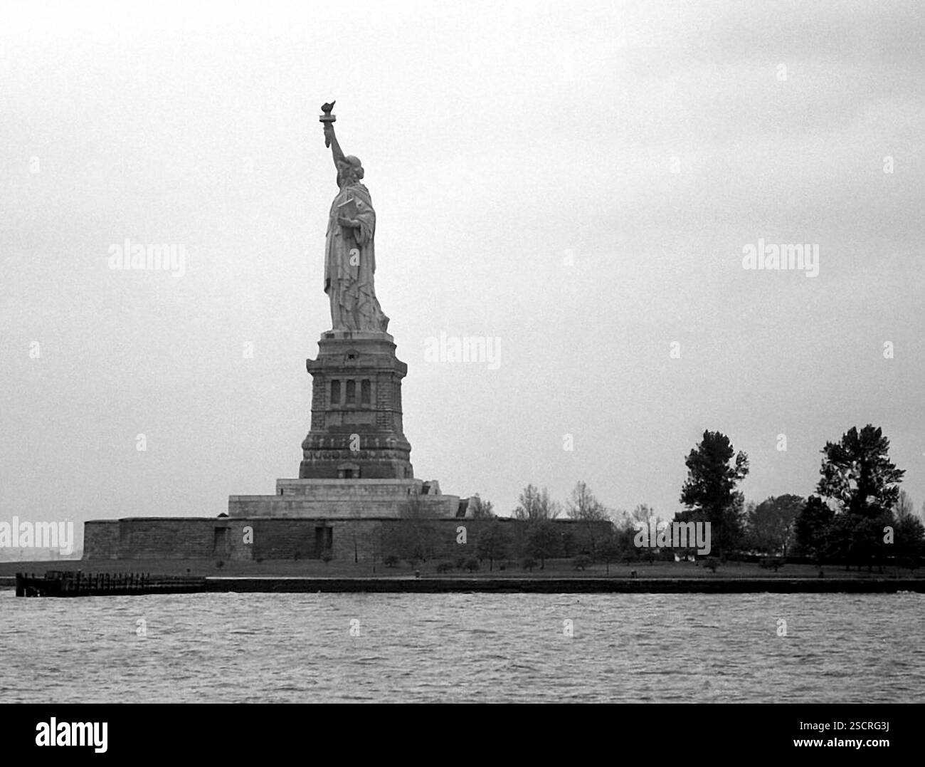 View of the Statue of Liberty on Liberty Island from the side ...