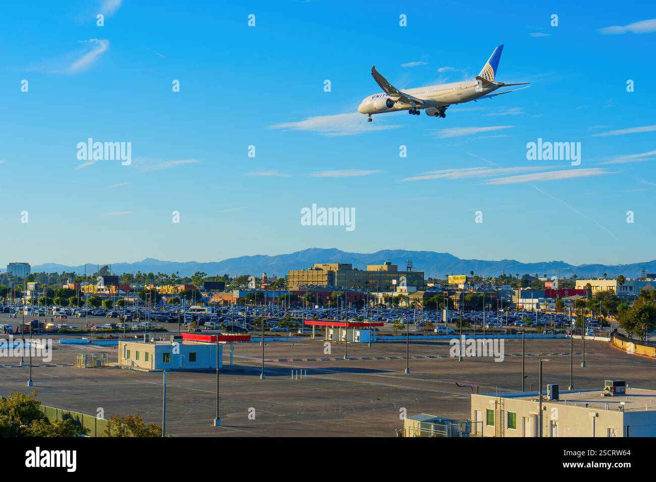 Los Angeles, California - January 6, 2025: Commercial airplane ...