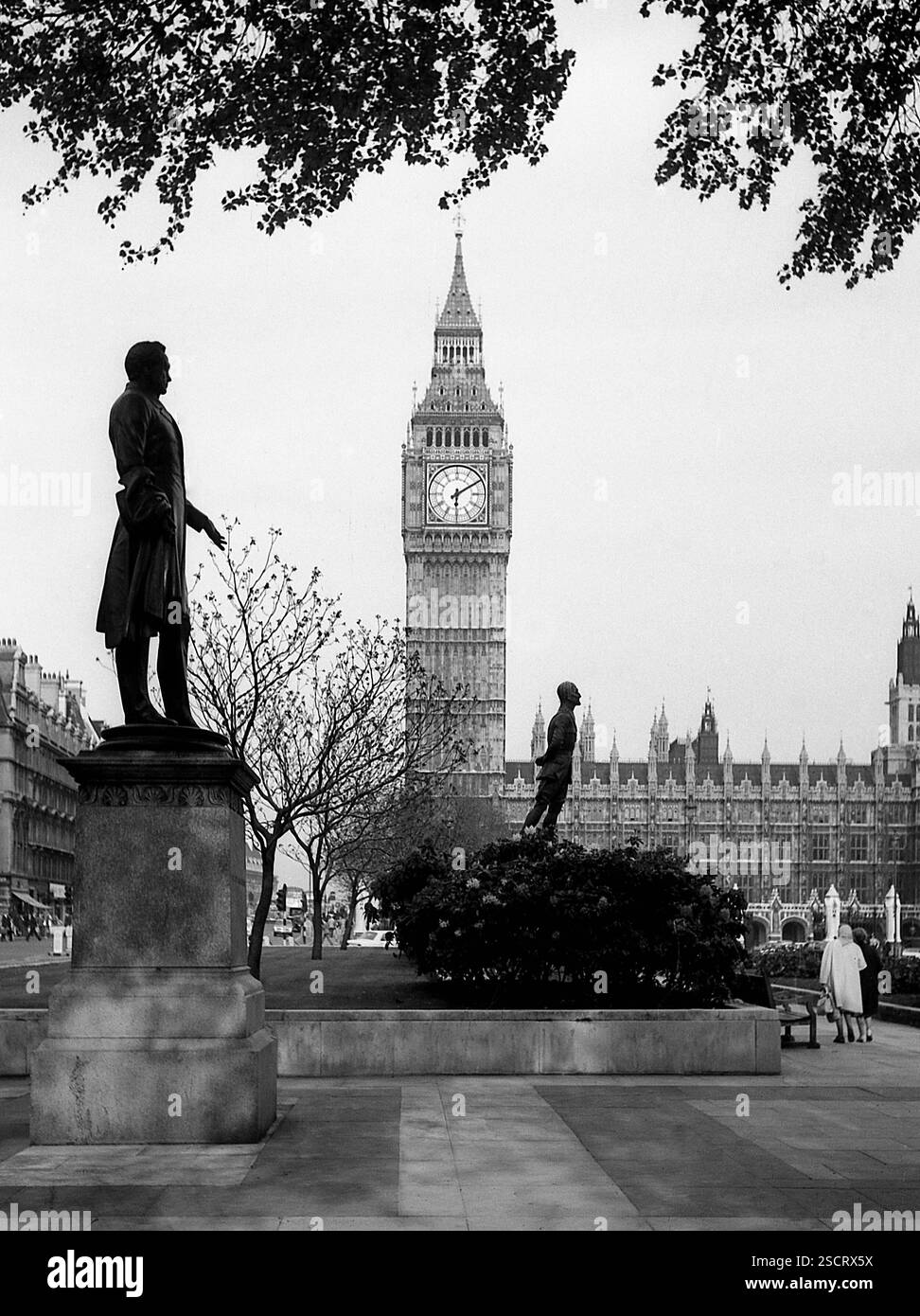 Big Ben (Elizabeth Tower) in London and statues in the foreground ...