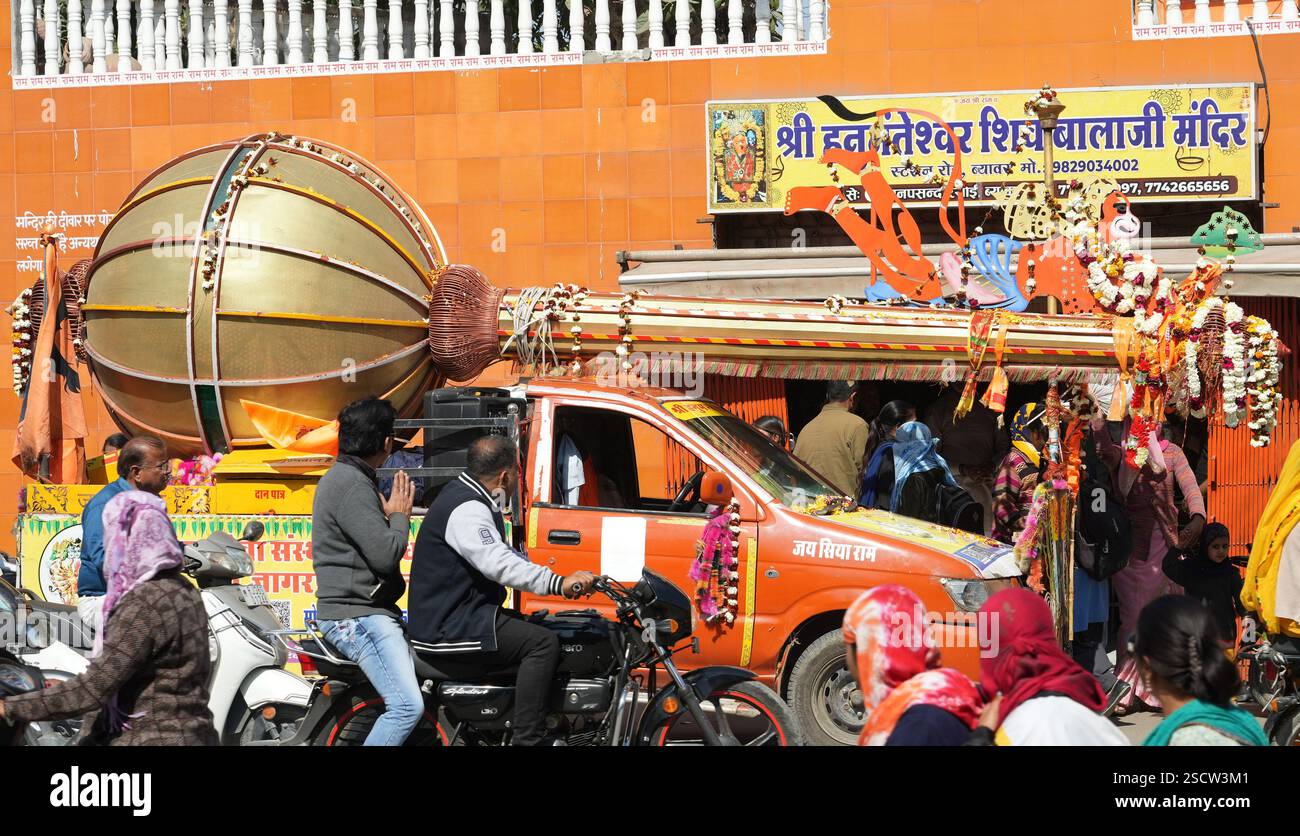 Beawar, Rajasthan, India, February 5, 2025: Hindu devotees worship a 21 ...