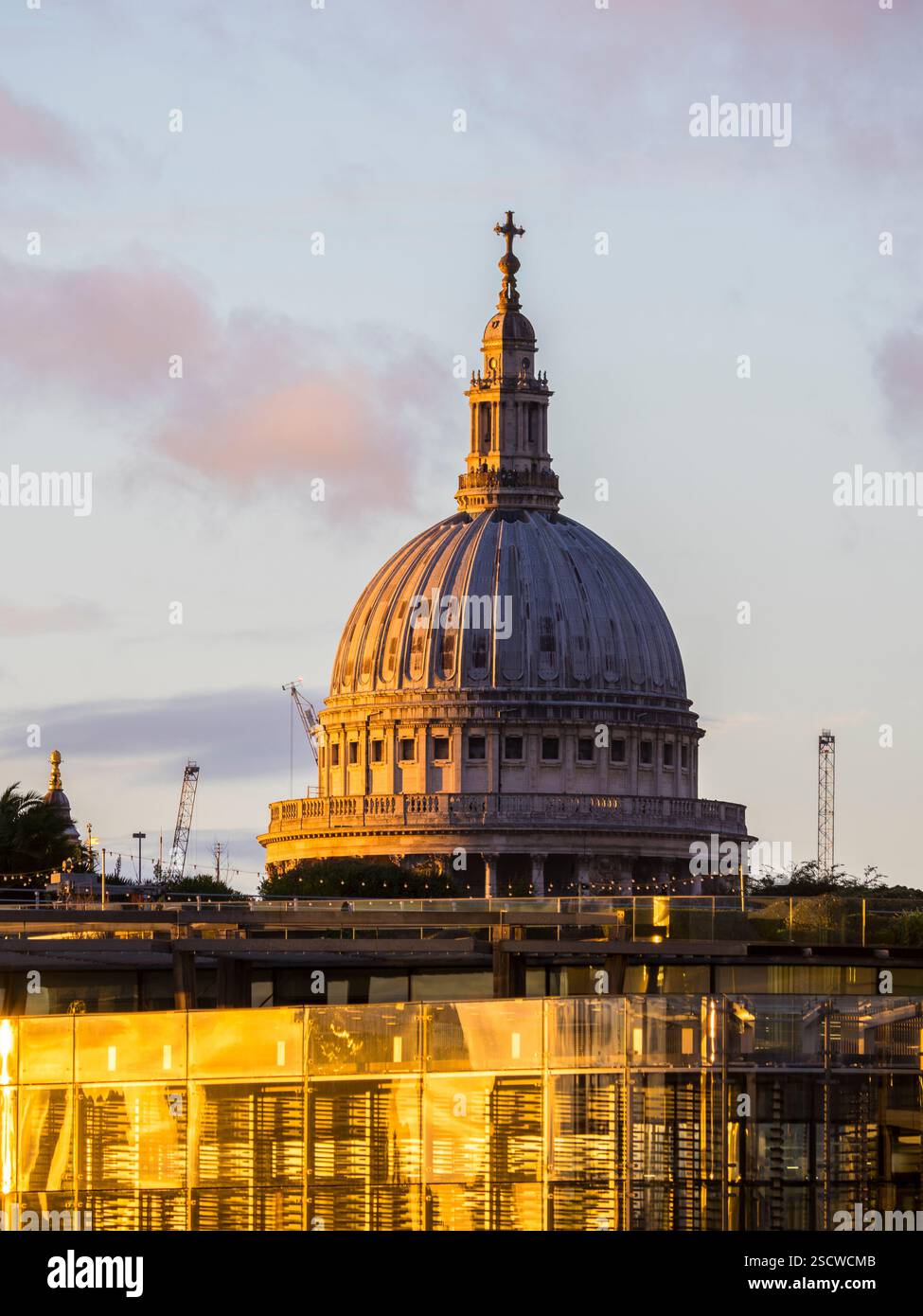 Sunset Light hitting the Dome of St Pauls Cathedral, The City of London ...