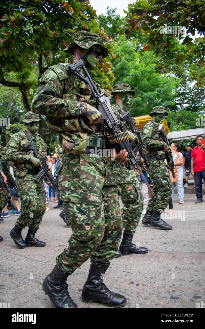 Colombian army patrolling the streets, military forces on urban patrol in Colombia, soldiers ...