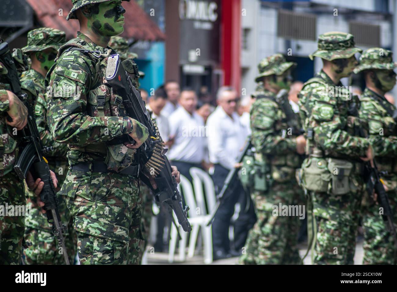 Colombian army patrolling the streets, military forces on urban patrol ...