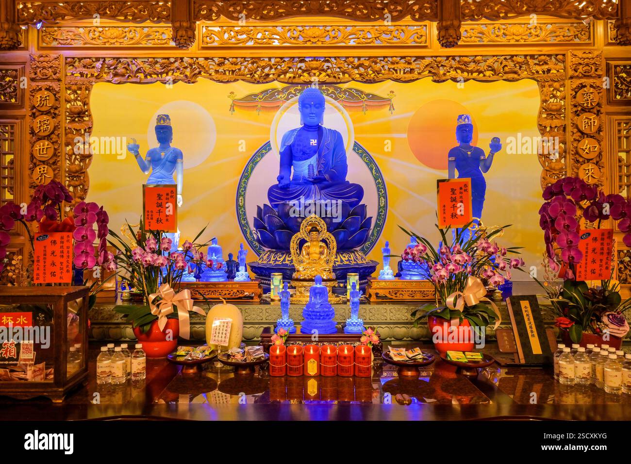 Skulptur, Blauer Buddha, Sun Moon Lake Wen Wu Temple, Zhongzheng Rd ...