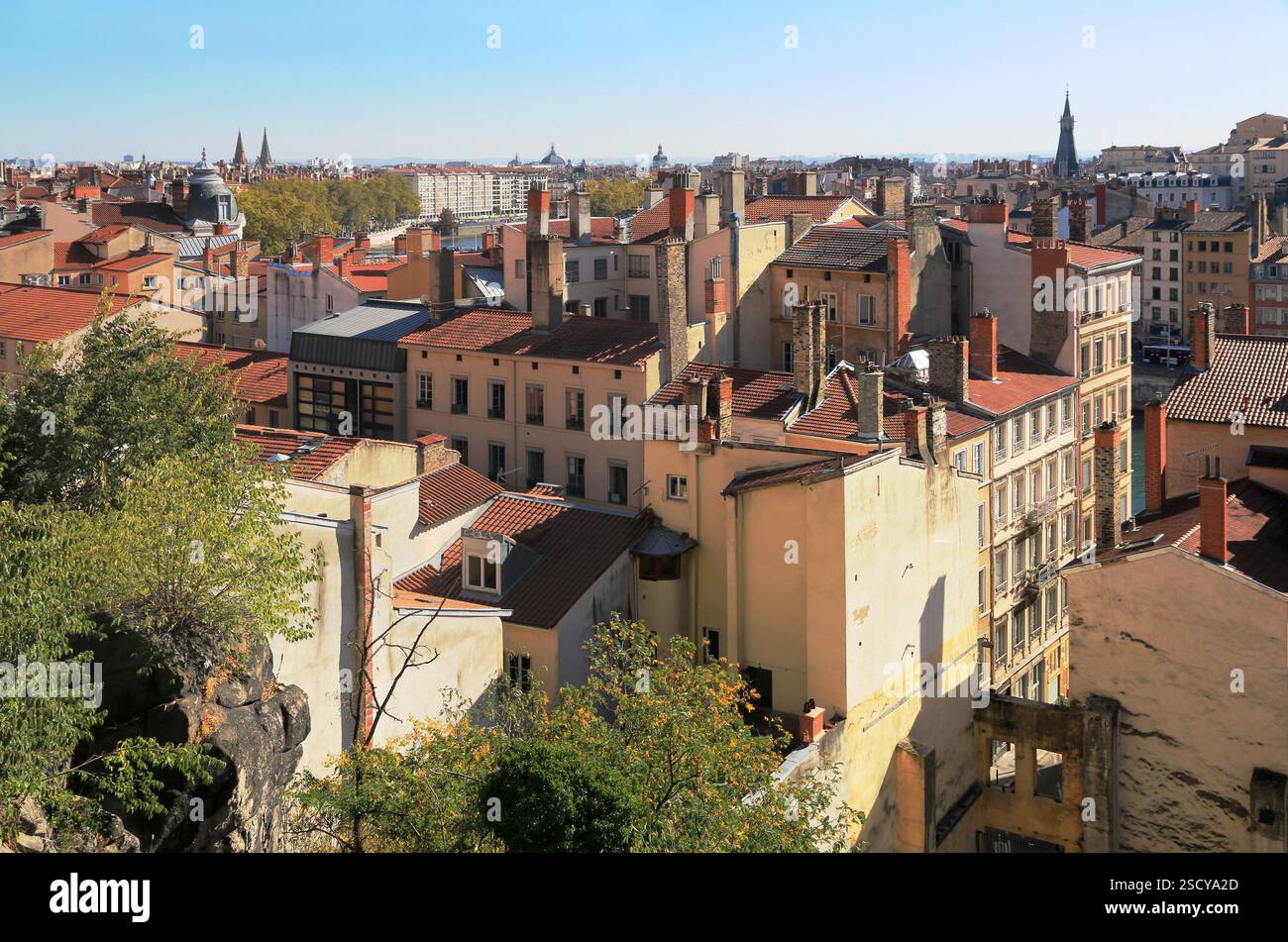Vue aérienne de la ville de Lyon et du quartier de la Part Dieu Stock ...