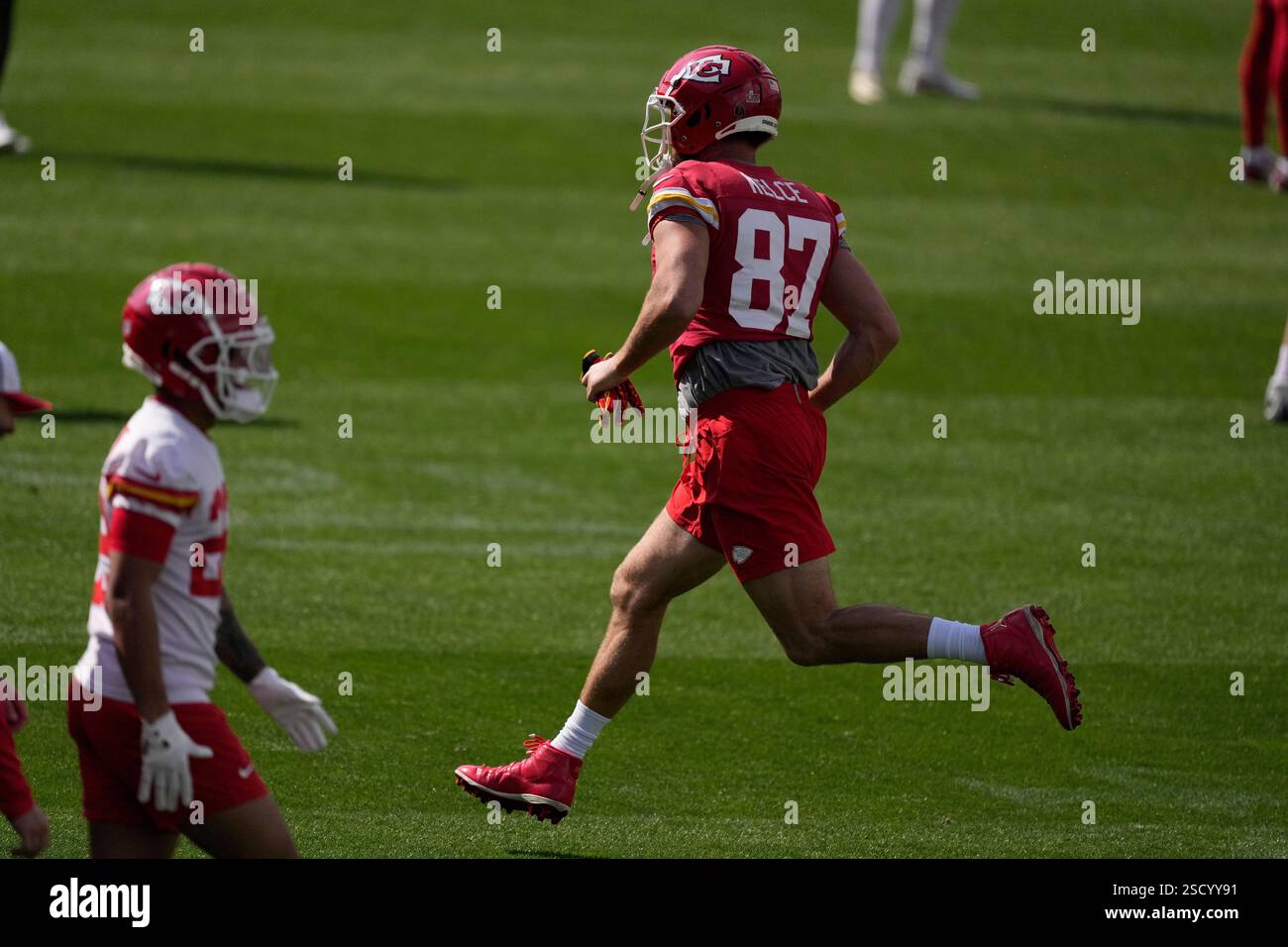 Kansas City Chiefs tight end Travis Kelce (87) runs the field during an ...