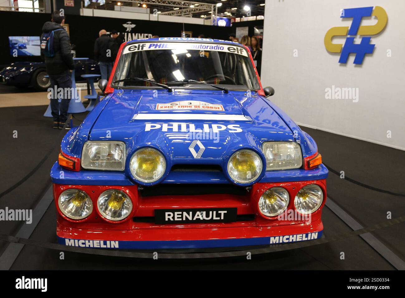 Renault 5 Maxi Turbo Baujahr 1985, R5 am Stand der Tour de Corse ...