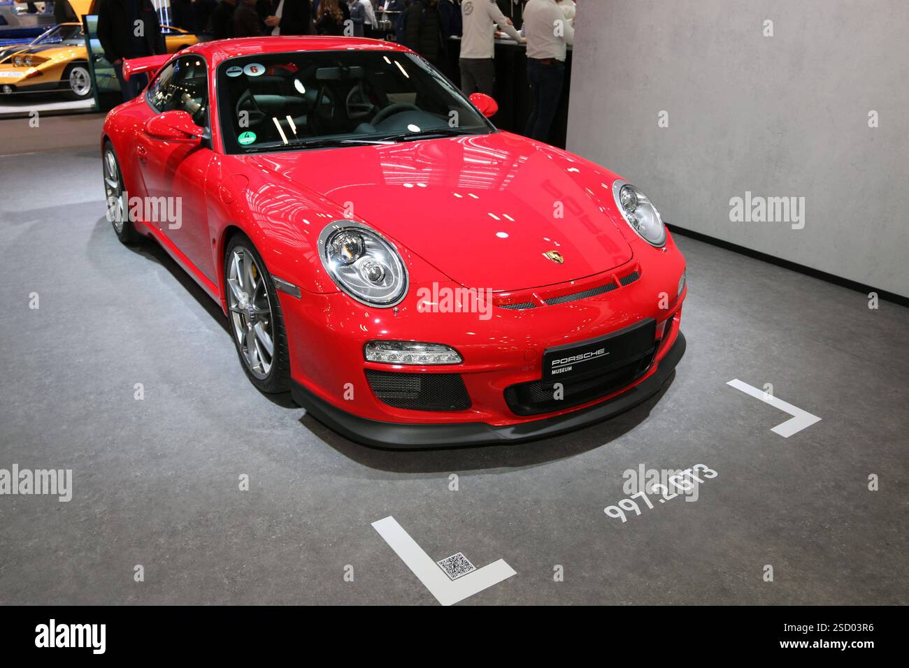 Porsche 911 GT3 Baureihe 997.2 / 997 facelift, Farbe: Indischrot / Rot ...