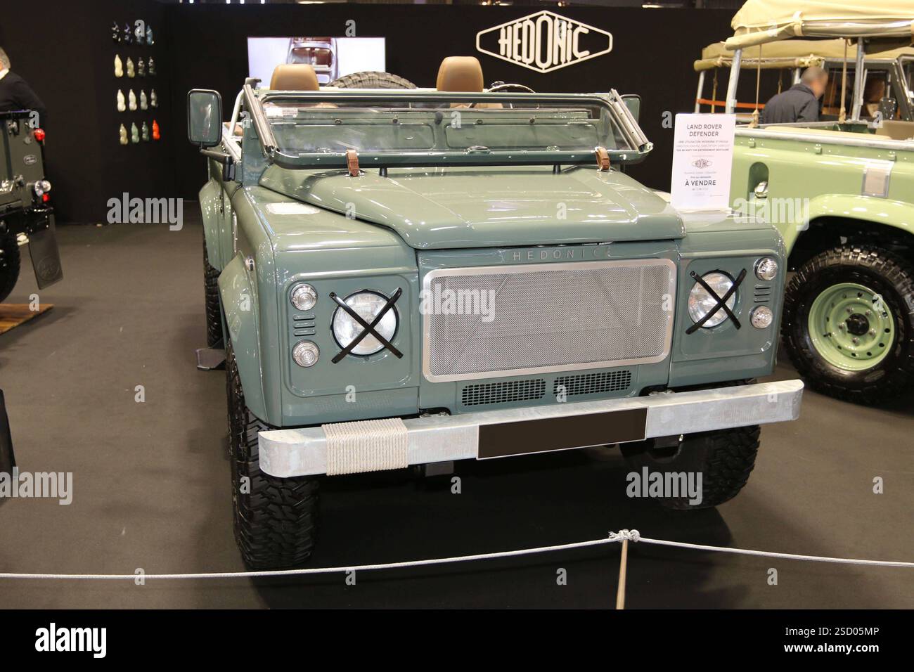 Land Rover Defender 90 restauriert und modifiziert von Hedonic, 49 ...