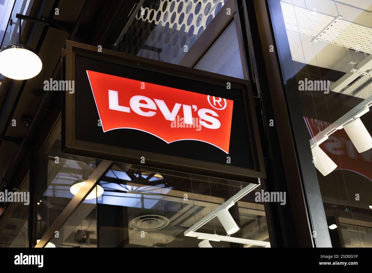 Storefront branding recognizable logo hi-res stock photography and ...