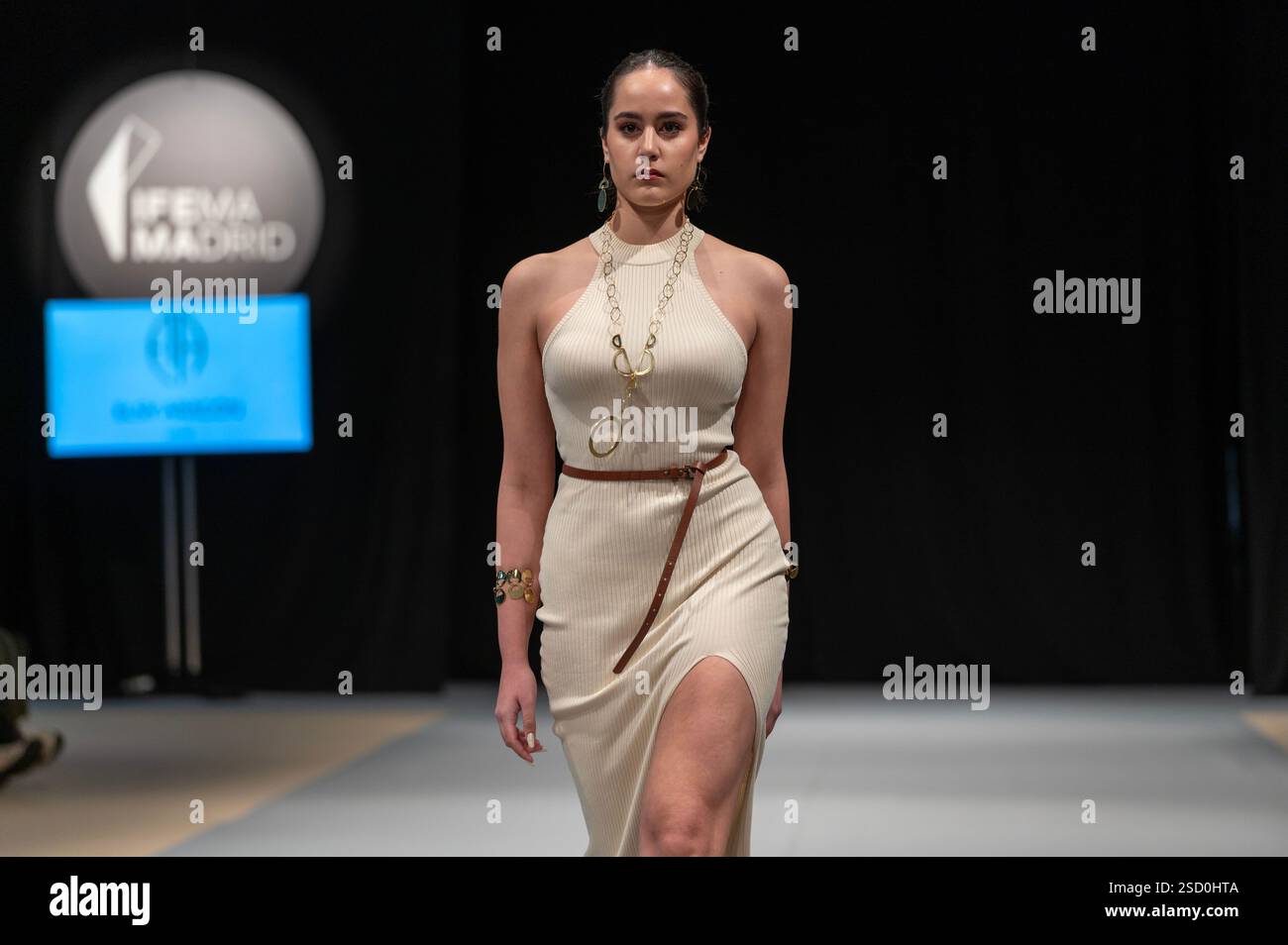 Madrid, Madrid, Spain. 7th Feb, 2025. DANIELA VAZQUEZ modelo desfilando ...