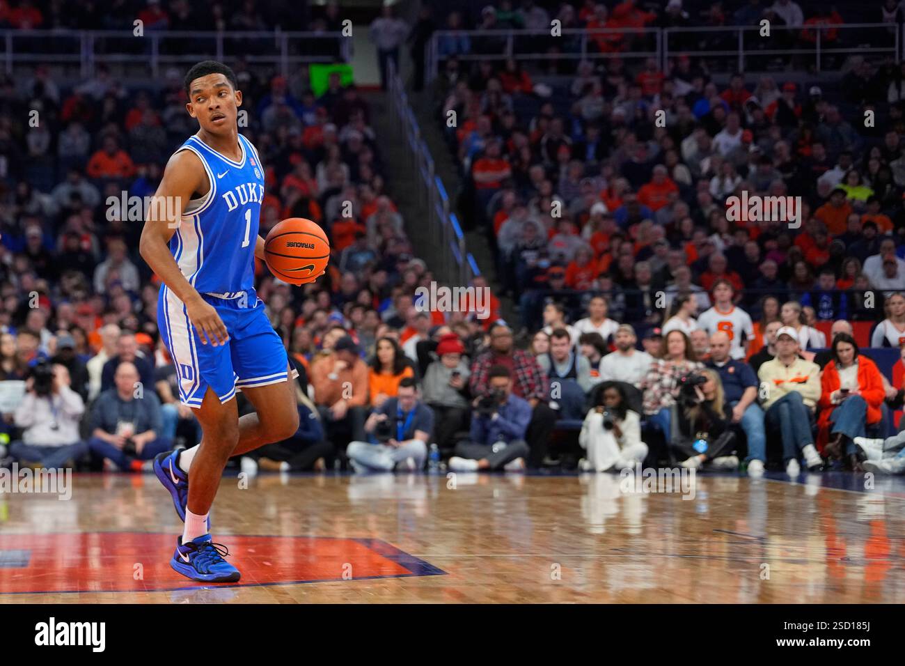 SYRACUSE, NY - FEBRUARY 05: Duke Blue Devils Guard Caleb Foster (1 ...
