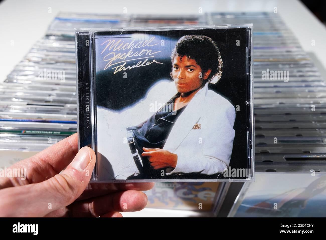 Michael jackson album cover hi-res stock photography and images - Alamy