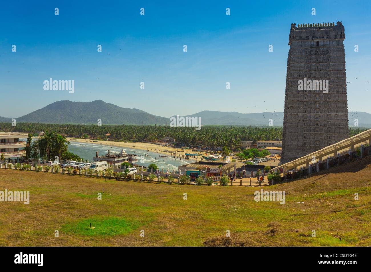 MURUDESHWAR, INDIA - MARCH 12 2017: Gopuram of Murudeshwar Temple was ...