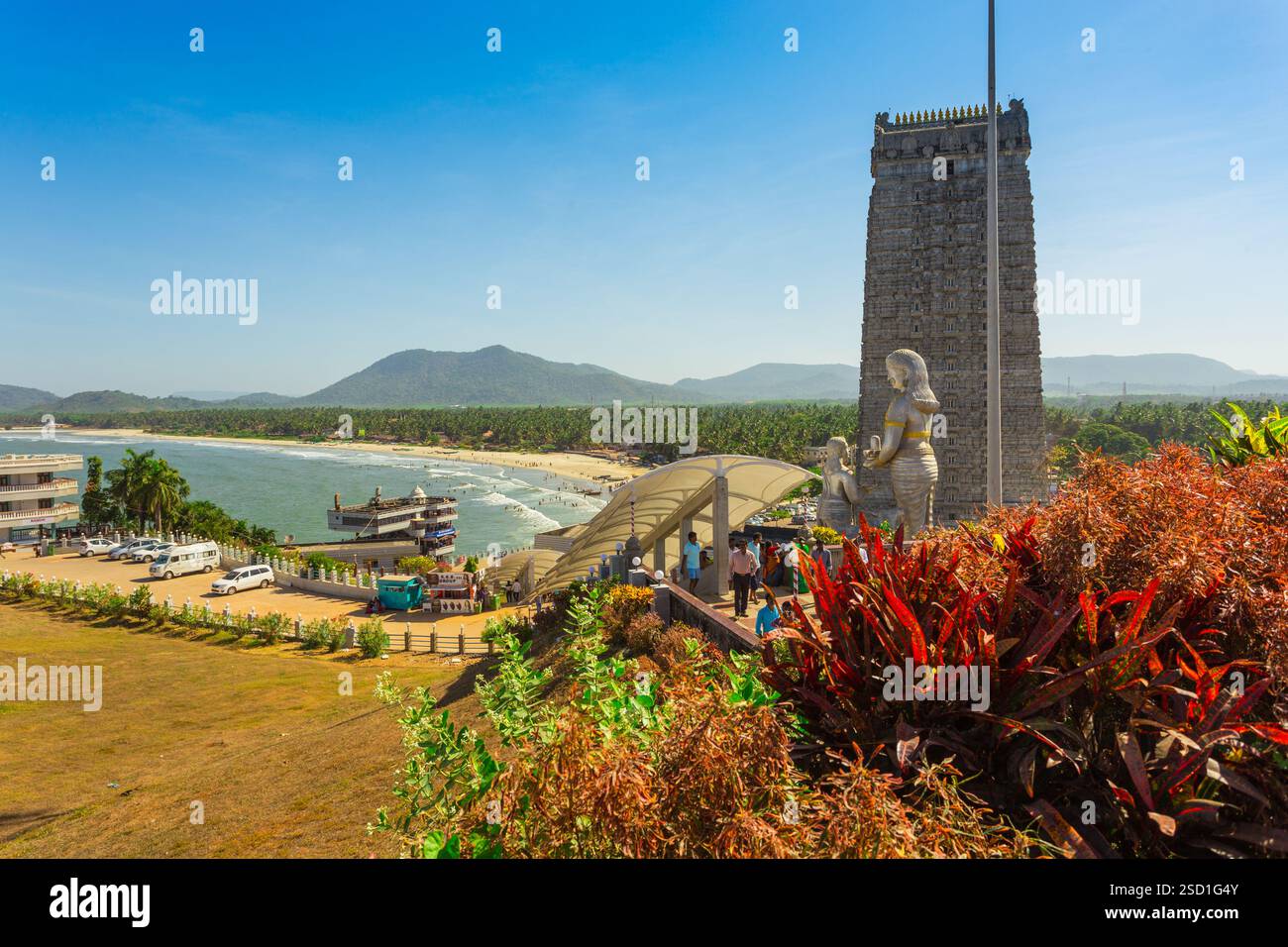 MURUDESHWAR, INDIA - MARCH 12 2017: Gopuram of Murudeshwar Temple was ...