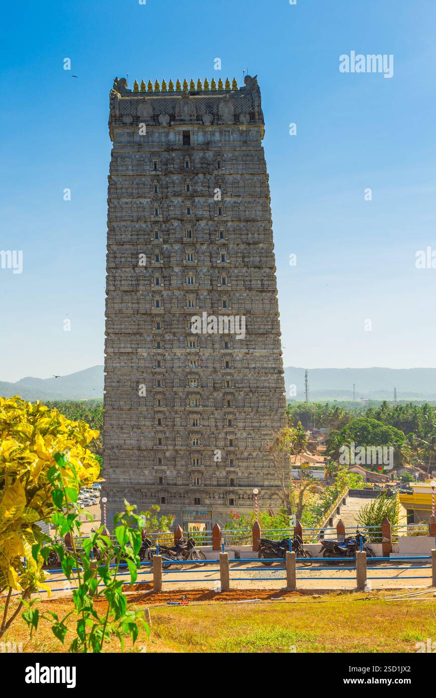 MURUDESHWAR, INDIA - MARCH 12 2017: Gopuram of Murudeshwar Temple was ...
