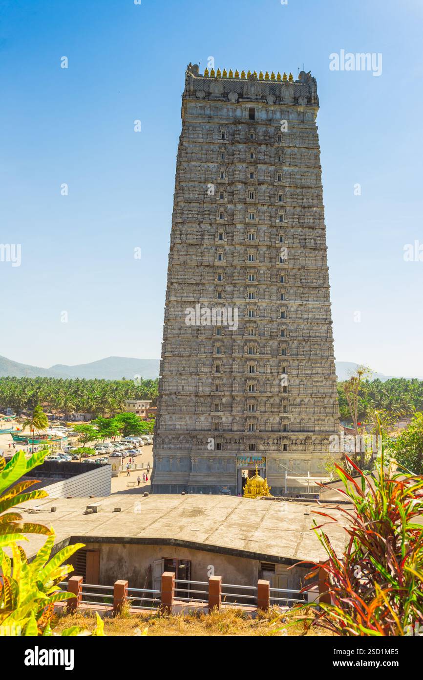 MURUDESHWAR, INDIA - MARCH 12 2017: Gopuram of Murudeshwar Temple was ...