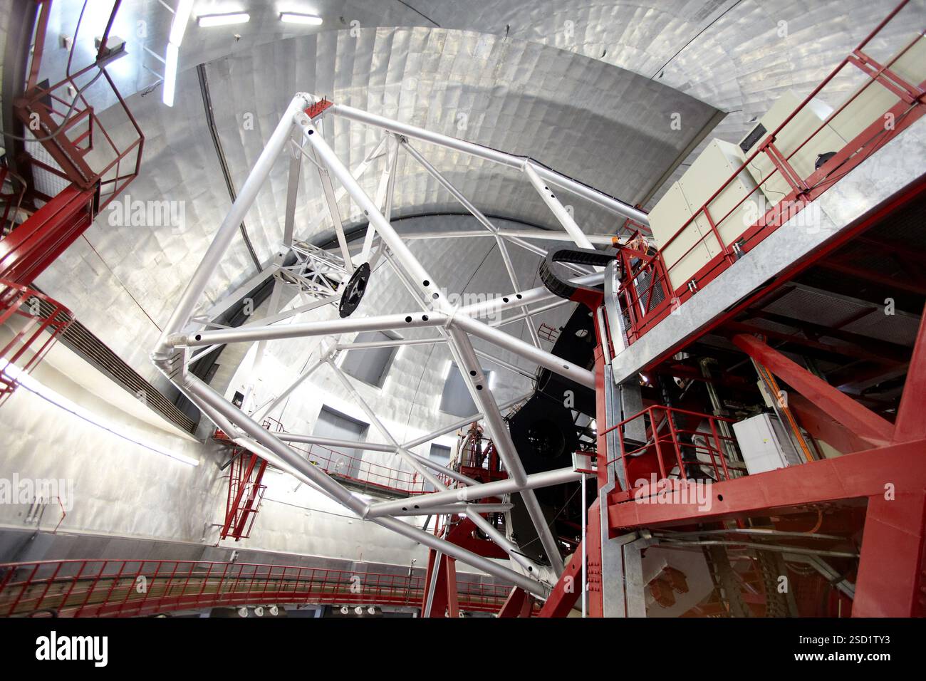 The Gran Telescopio CANARIAS GTC, Roque de los Muchachos Observatory ...