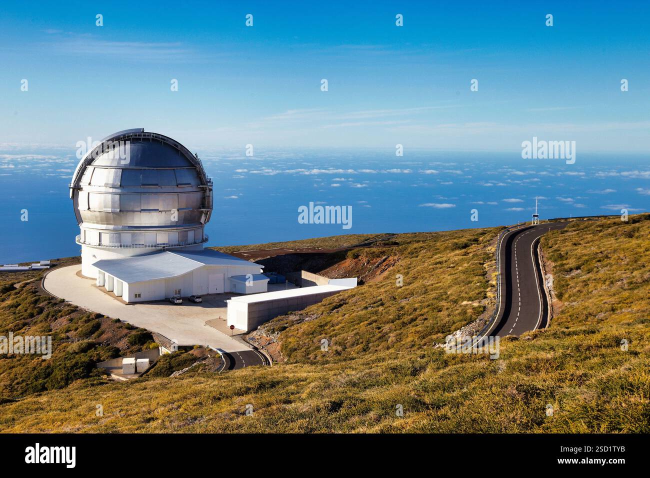 The Gran Telescopio CANARIAS GTC, Roque de los Muchachos Observatory ...