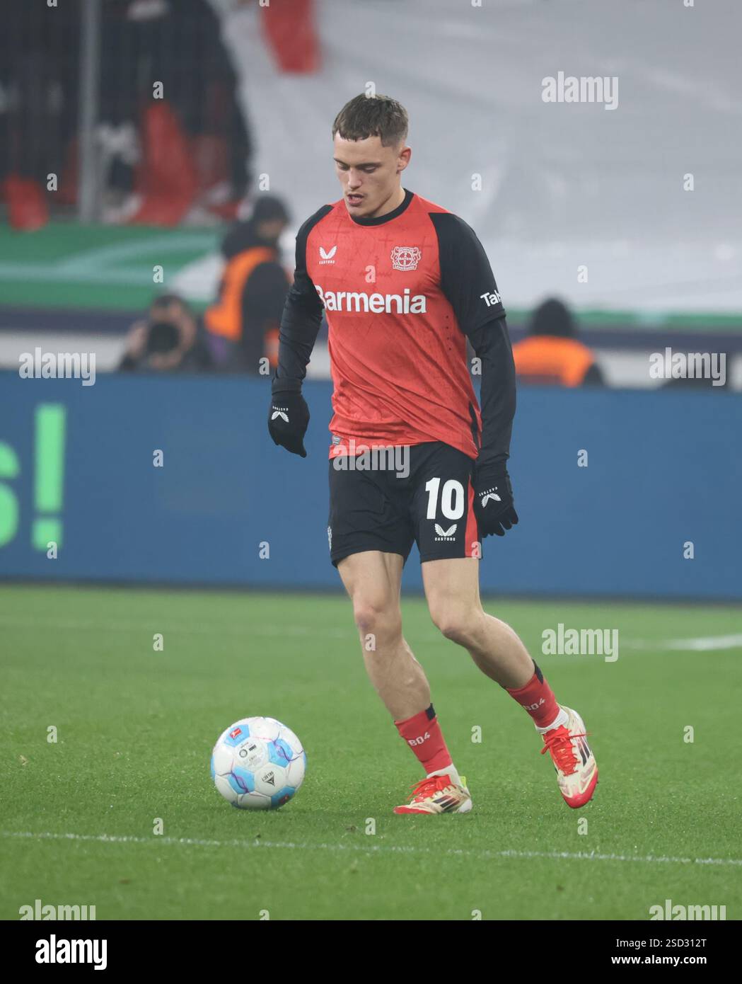 Leverkusen, Deutschland. 05th Feb, 2025. Florian Wirtz (Bayer), Leverkusen, Deutschland, 05.02. ...