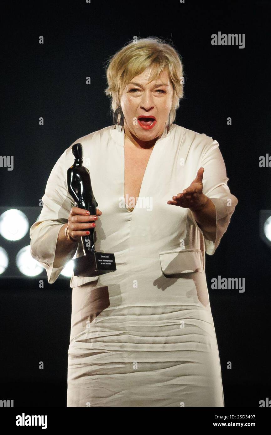 Best Supporting Actor - Fiction Series: Isabelle Van Hecke - Nonkels ...