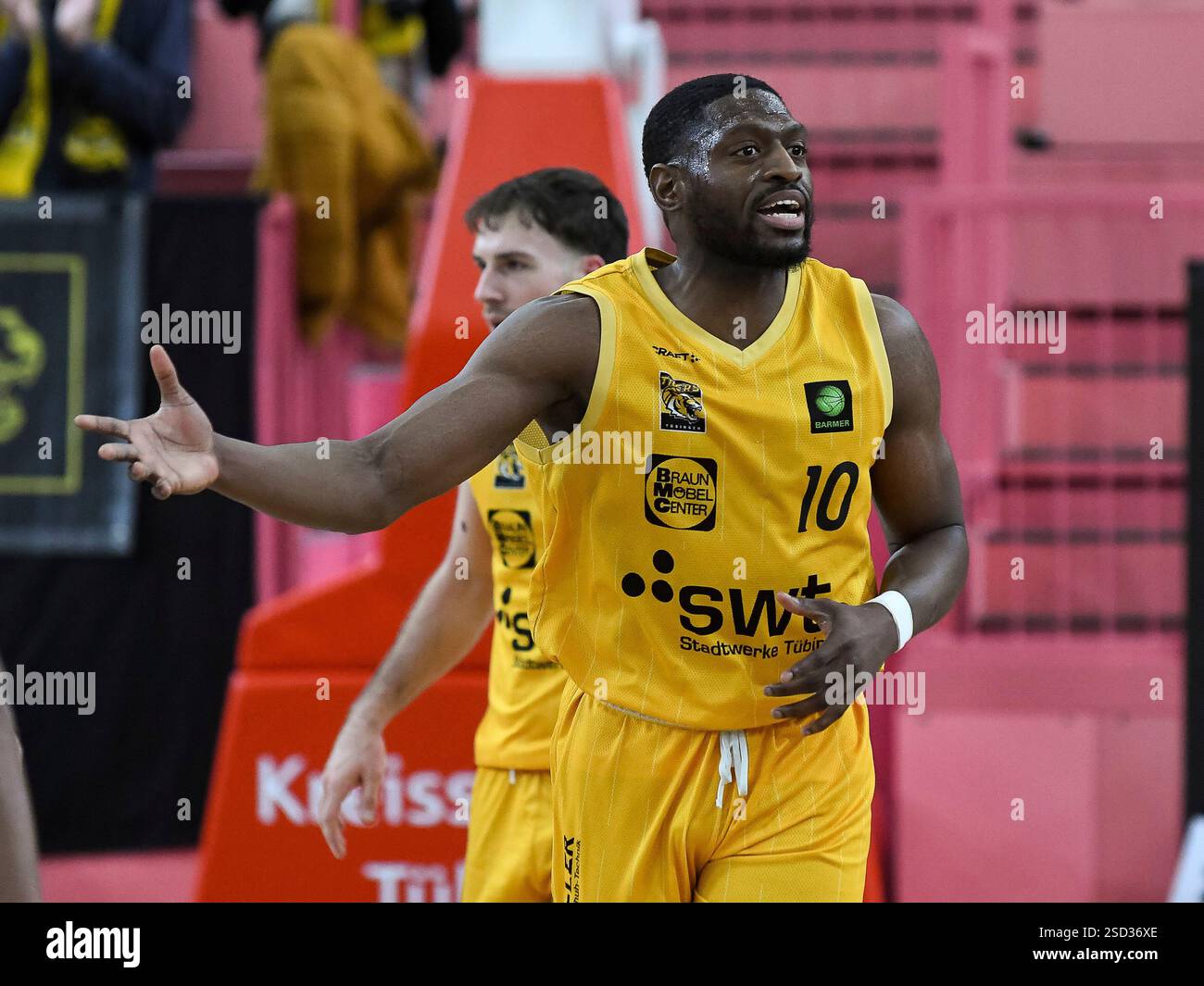 Tuebingen, Deutschland. 07th Feb, 2025. Samuel Idowu (Tigers Tuebingen ...