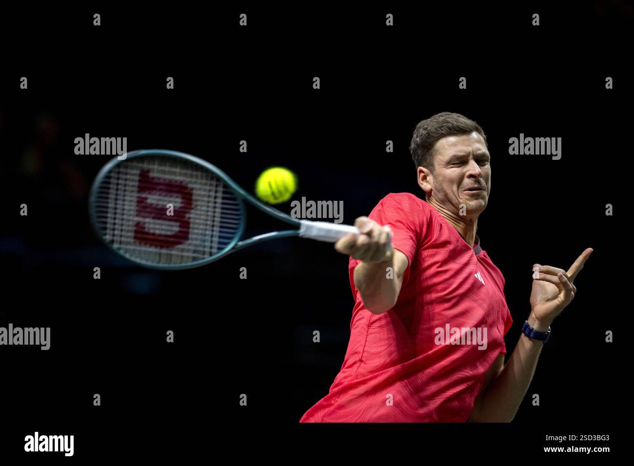 Rotterdam, Netherlands. 07th Feb, 2025. ROTTERDAM - Hubert Hurkacz (POL ...