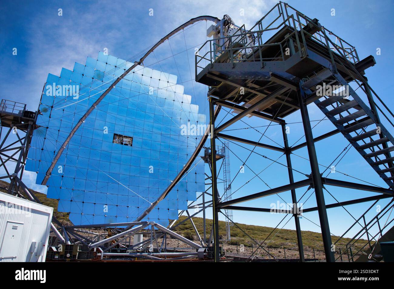 The MAGIC Telescopes, Roque de los Muchachos Observatory, La Palma ...