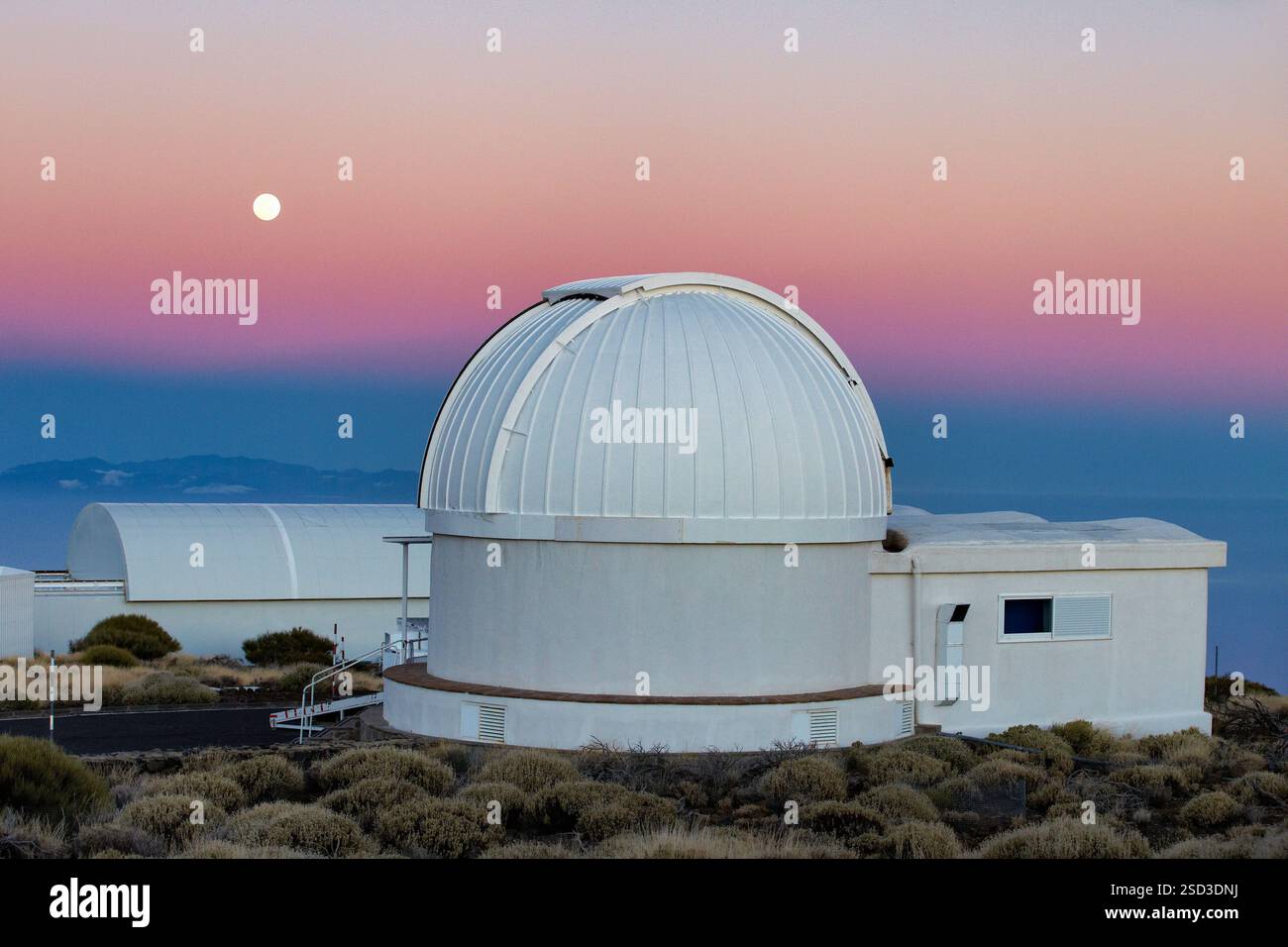 The carlos sanchez telescope hi-res stock photography and images - Alamy