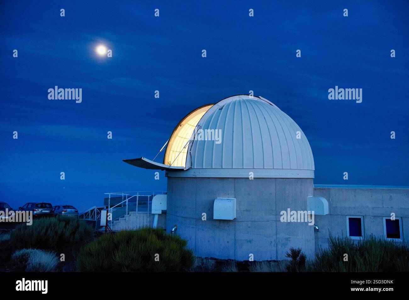 The IAC-80 Telescope, Observatorio del Teide, Tenerife, Canary Islands ...