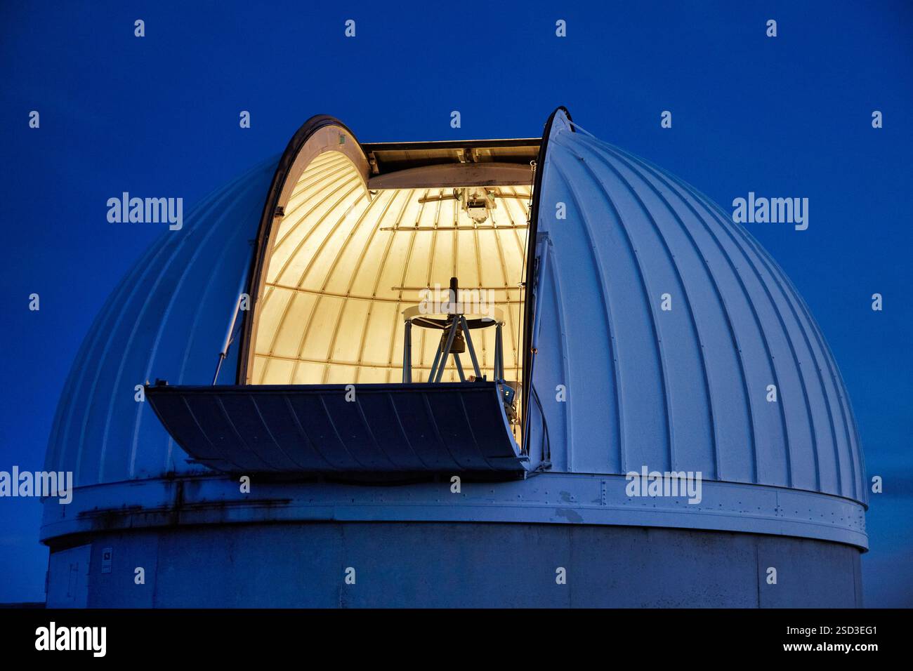 The IAC-80 Telescope, Observatorio del Teide, Tenerife, Canary Islands ...