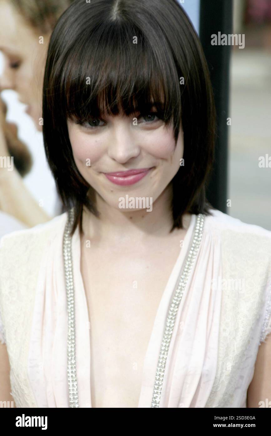 Rachel McAdams at the Los Angeles premiere of 'The Notebook' held at ...