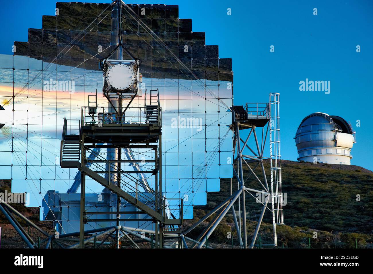 The MAGIC Telescopes, Roque de los Muchachos Observatory, La Palma ...