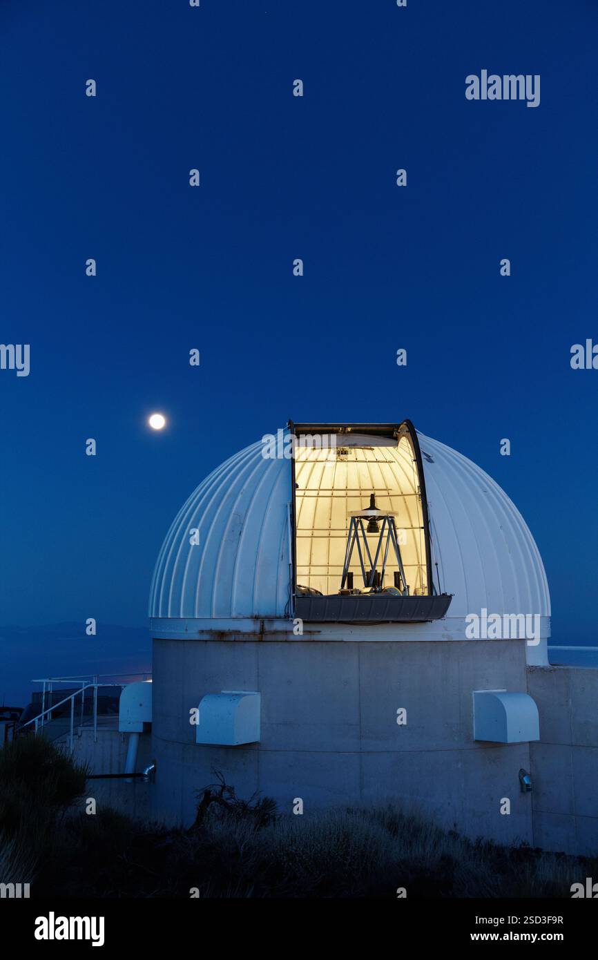 The IAC-80 Telescope, Observatorio del Teide, Tenerife, Canary Islands ...