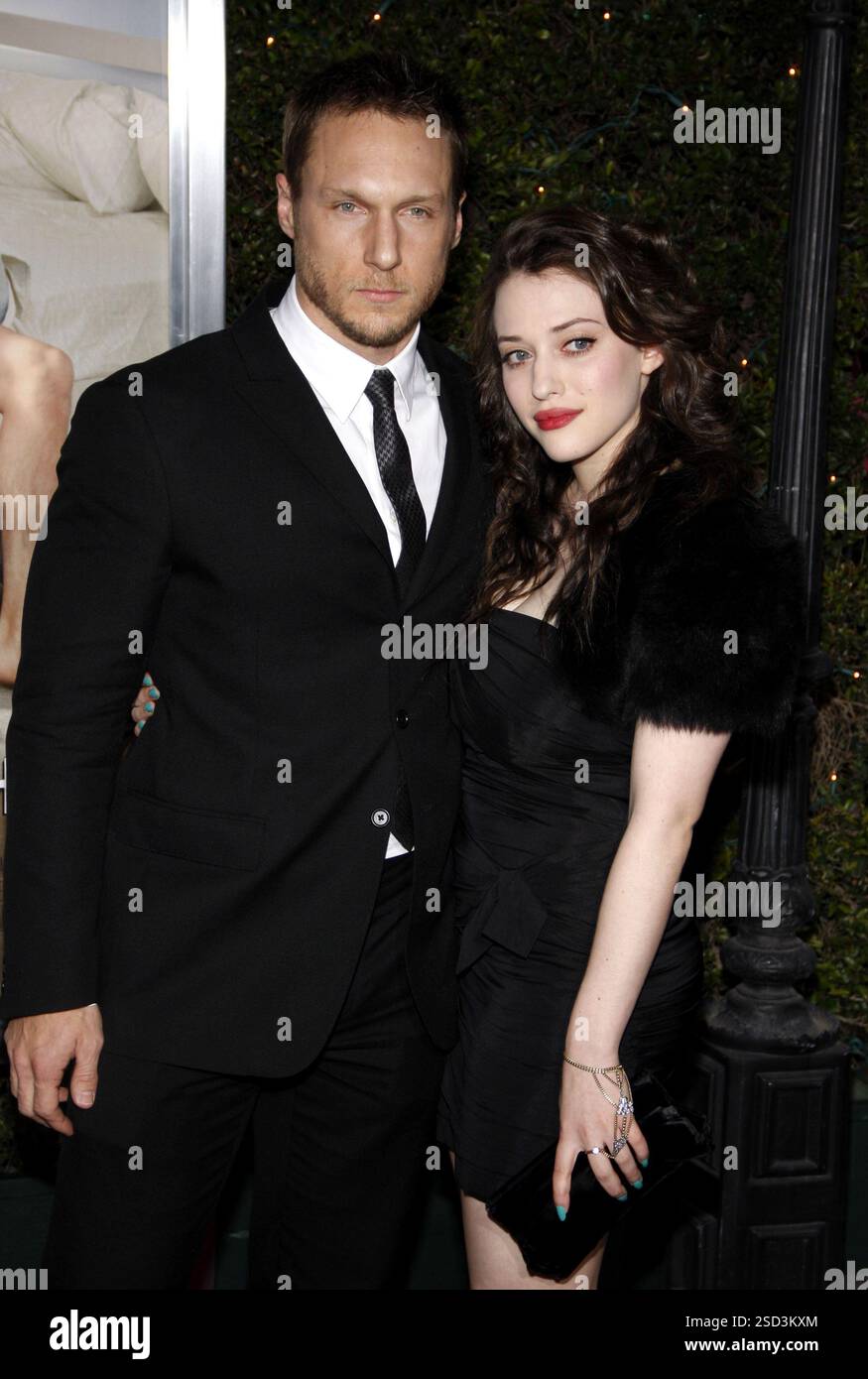 Kat dennings actress hi-res stock photography and images - Alamy