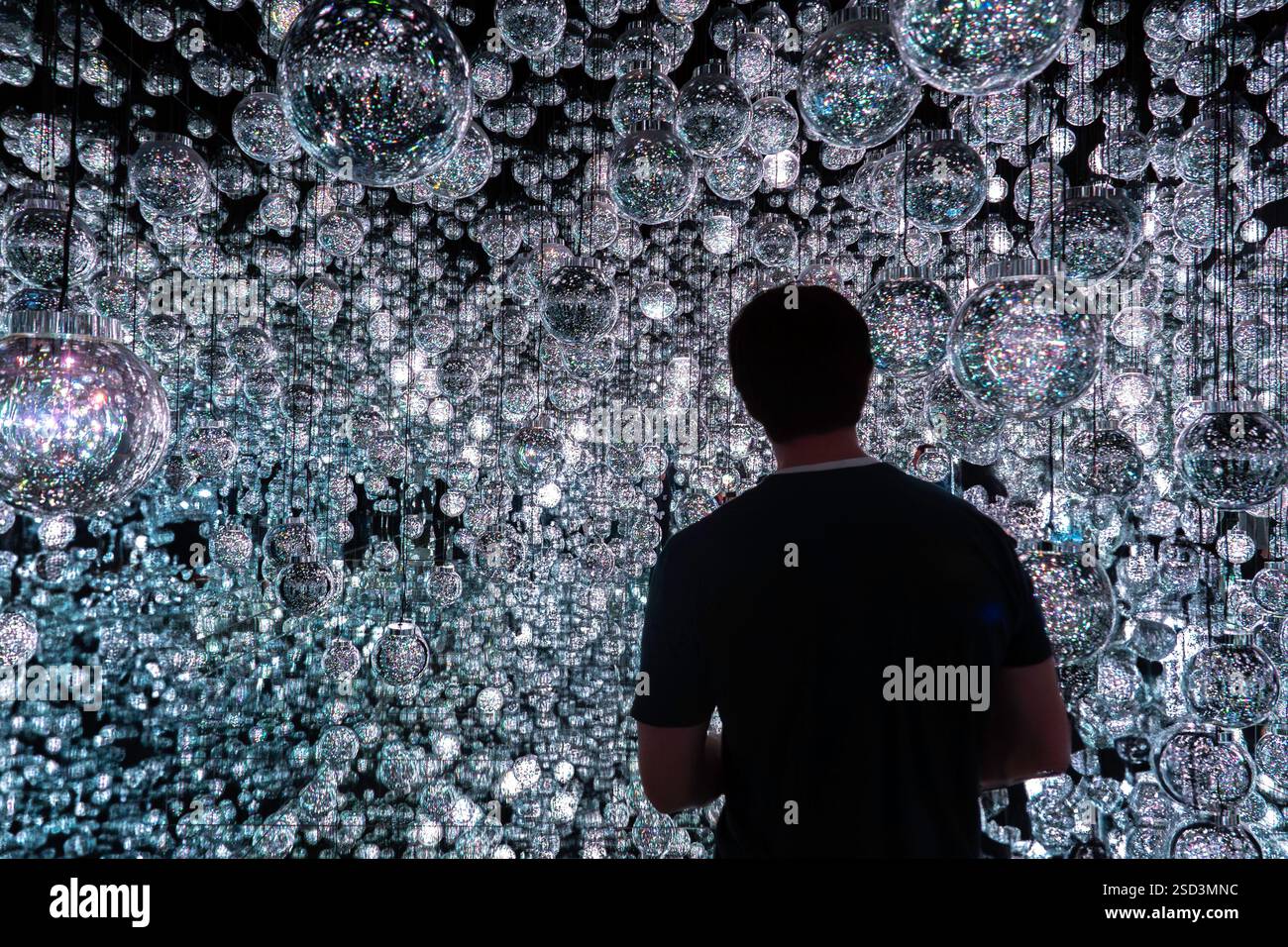 teamlabs lights and color in Tokyo Stock Photo - Alamy