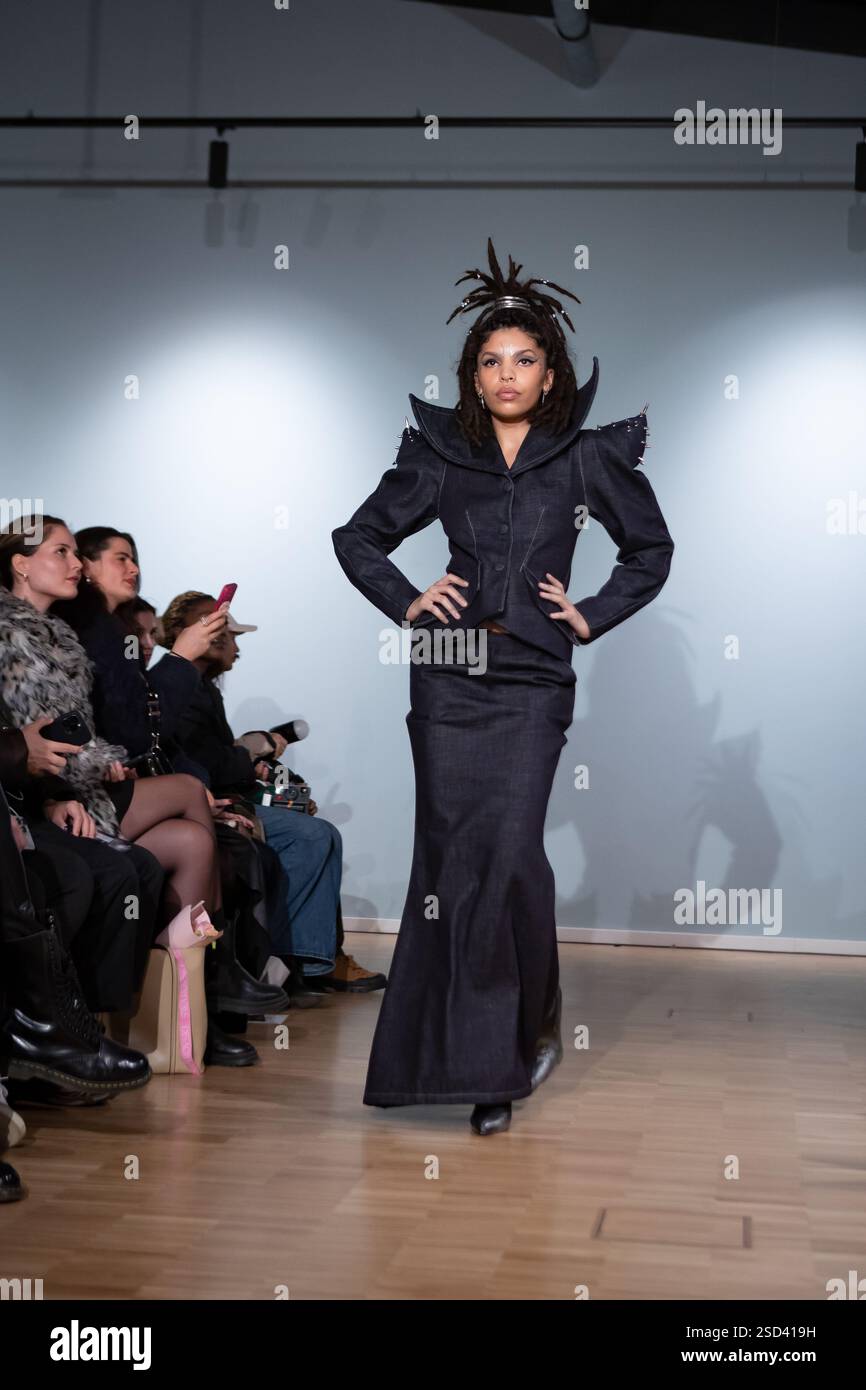 Berlin, Germany. 1th February 2025. Mary Chanypresents Spring/Summer ...