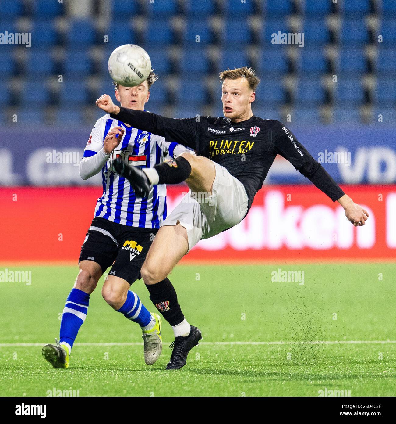EINDHOVEN, 07-02-2025 , Jan Louwers Stadium, football, Dutch ...