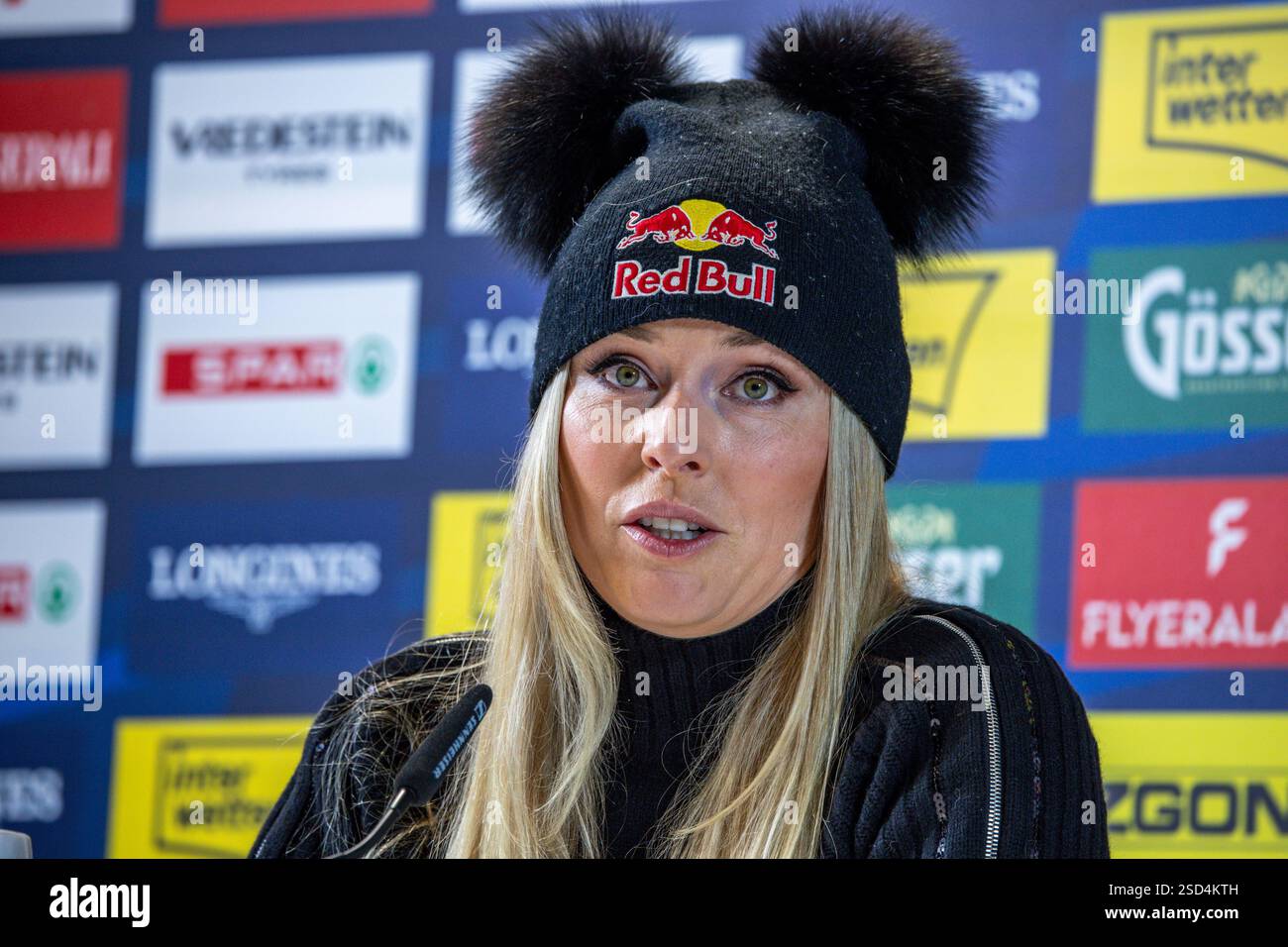 Saalbach Hinterglemm, Austria. 03rd Feb, 2025. Alpine skiing: Lindsey ...