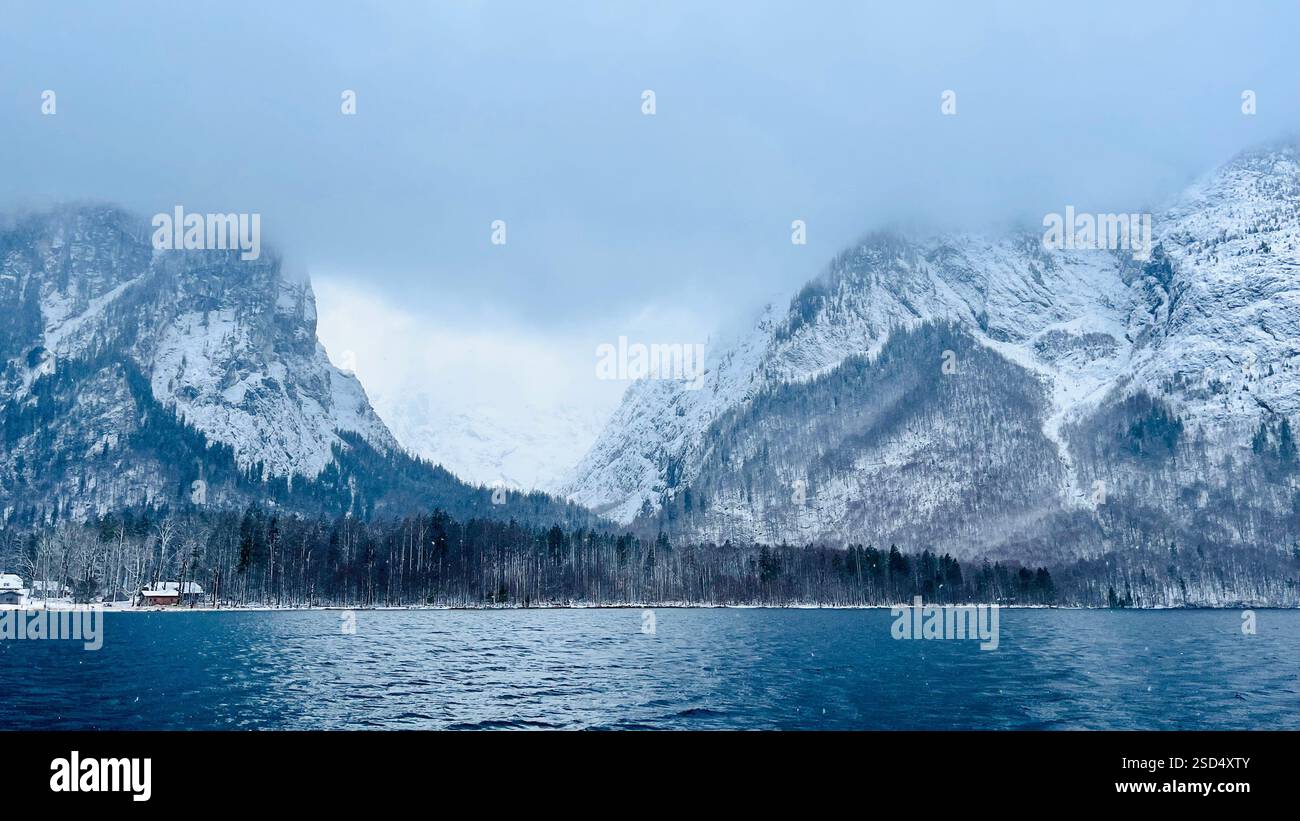 Hiking winter alps hi-res stock photography and images - Alamy